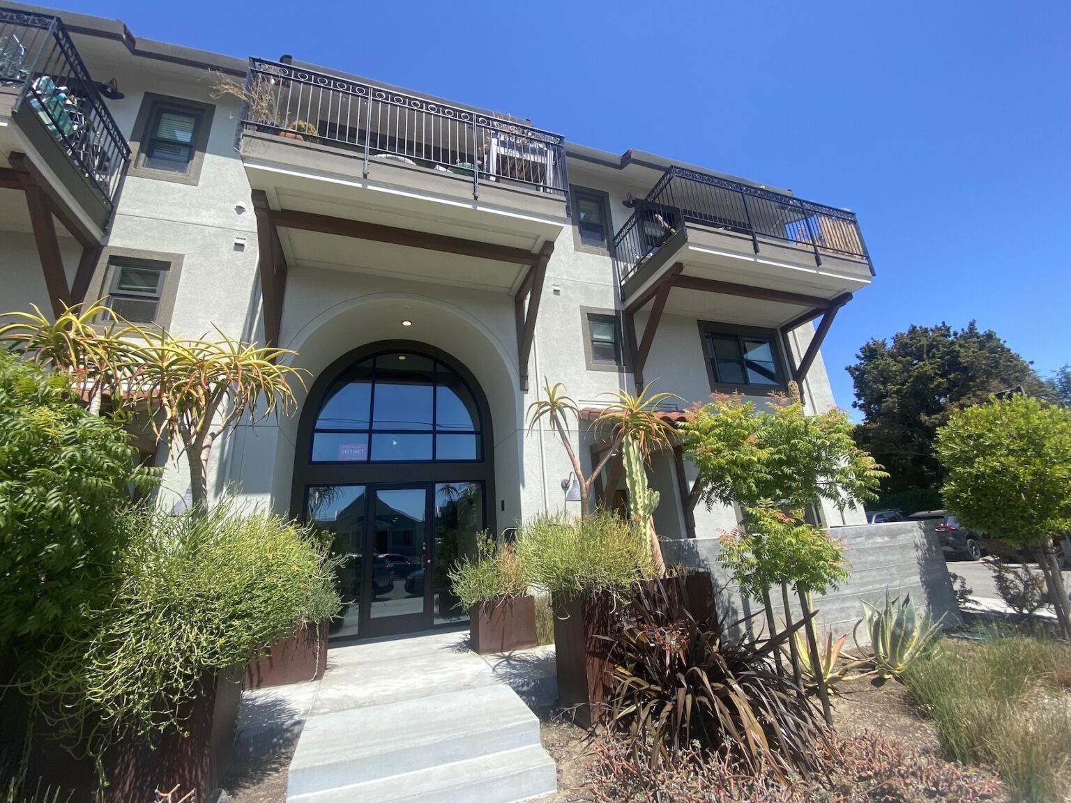 Property Management Santa Cruz: Distinct Property Management's ...